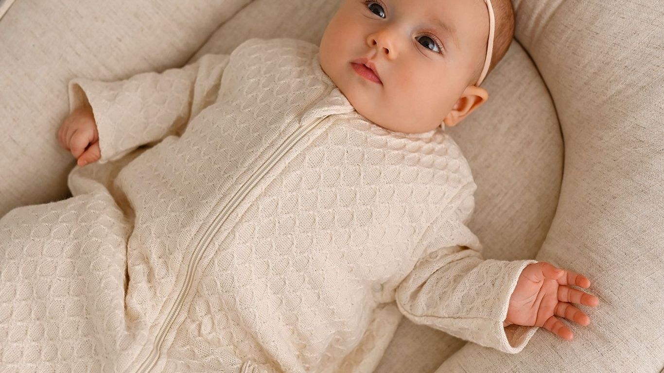 The Ultimate Guide to Choosing the Best Baby Nest Sleeper for Your Lit